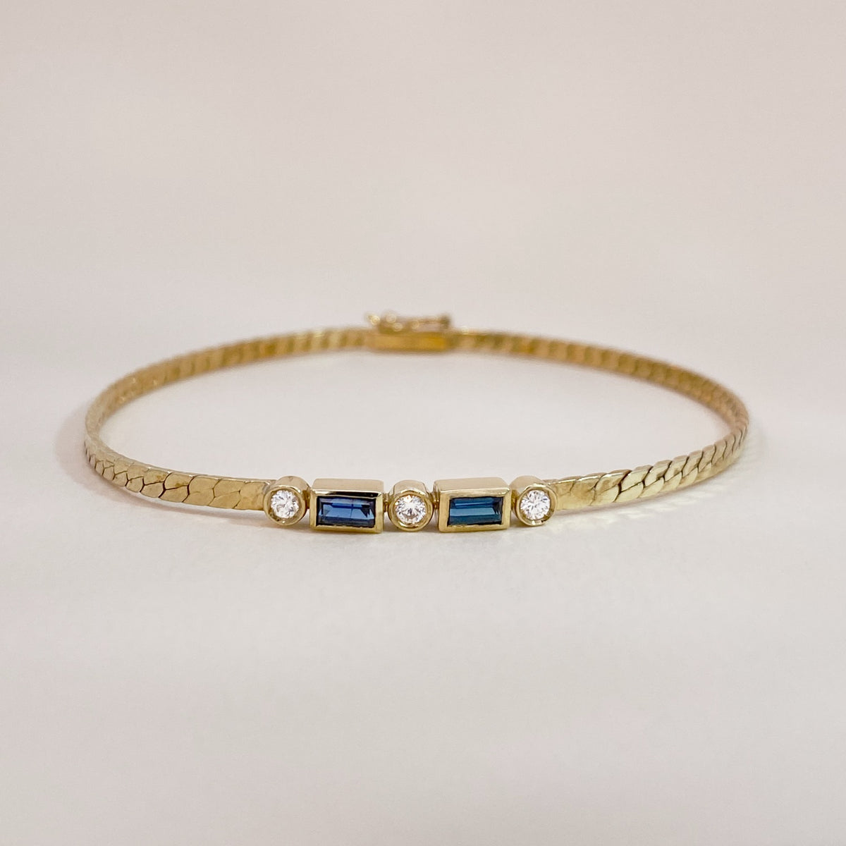 Vintage Diamond Sapphire Bracelet Oro Jewels